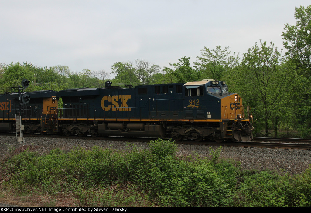 CSX 942
